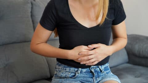 Herken je deze alarmsymptomen voor een verkrampt middenrif ...